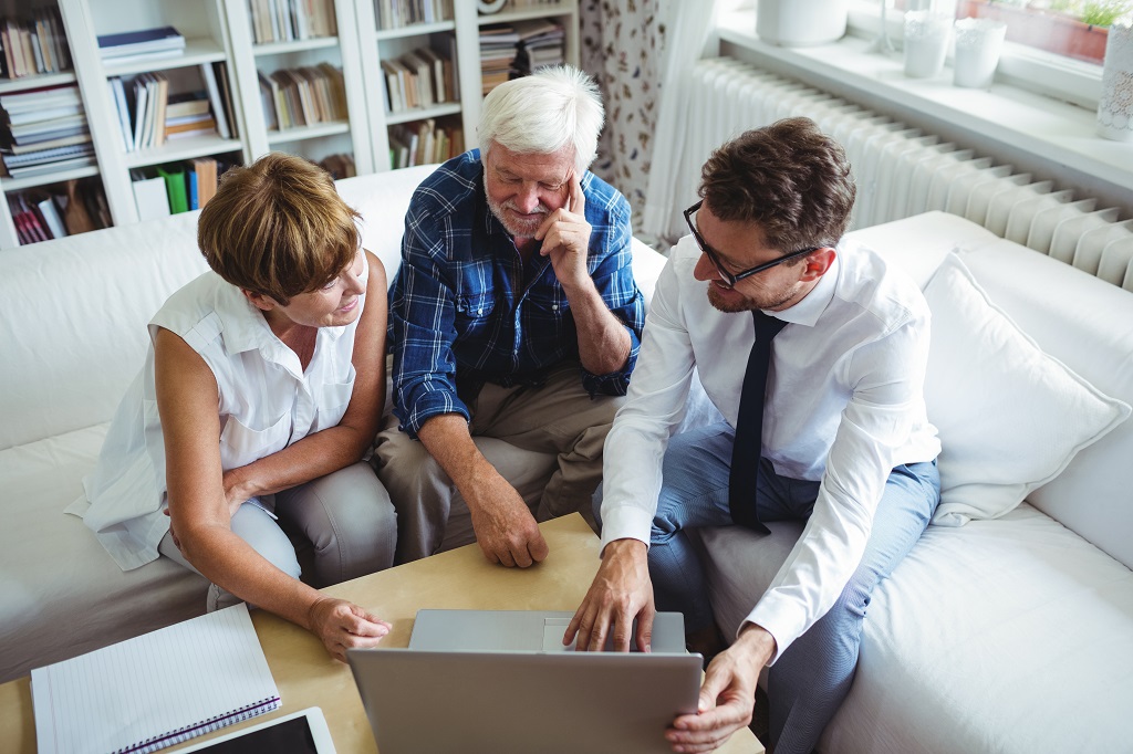 How to choose a financial adviser